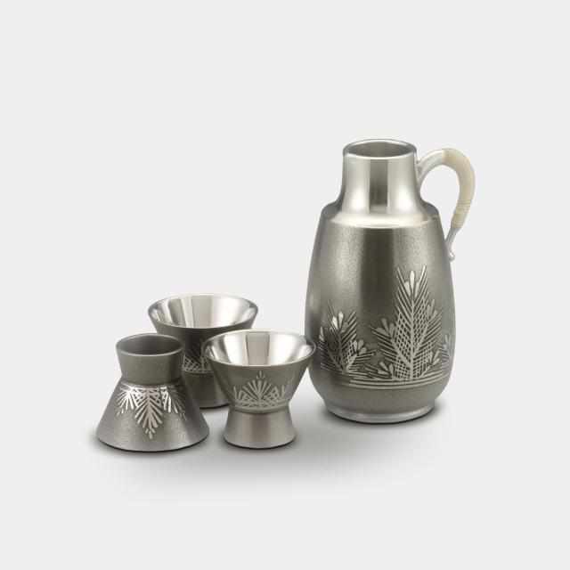[SAKE BOTTLE] SAKE SET HAGOROMO (WITH FEET) | OSAKA NANIWA PEWTER WARE ...